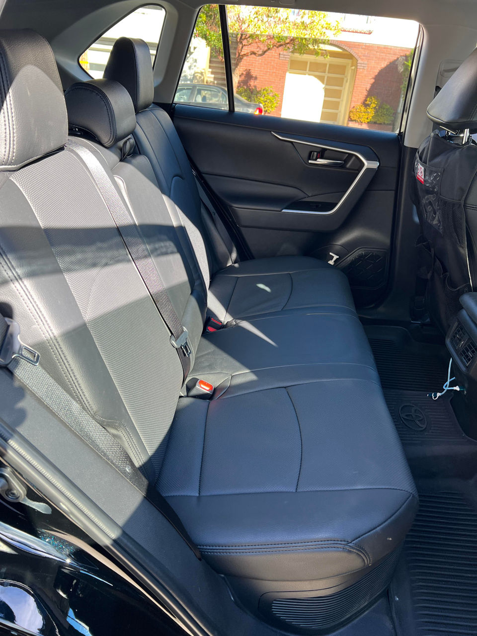 Huse piele pentru Toyota RAV4