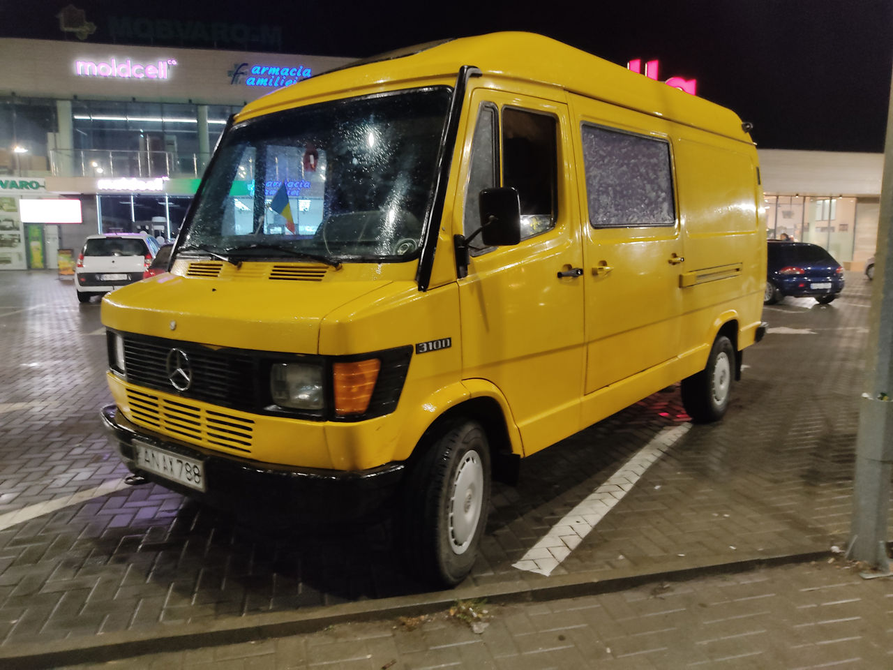 Mercedes 310D
