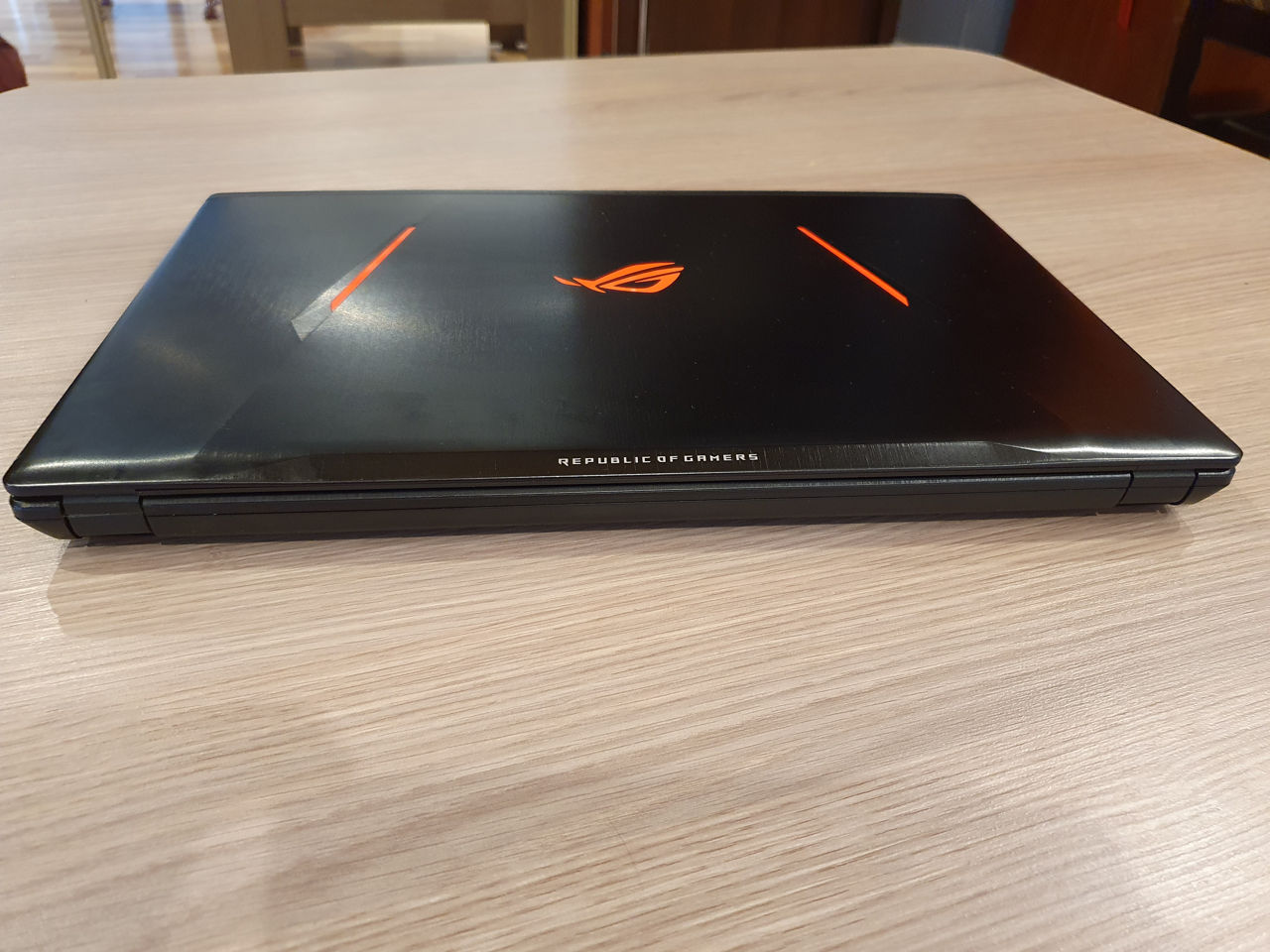 Asus ROG Strix 17.3 GL 753ve