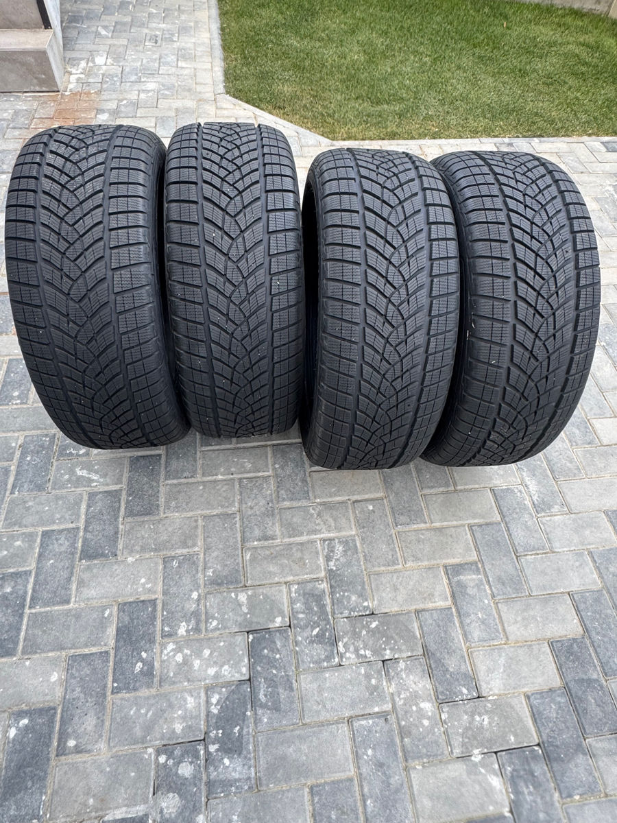 Anvelope Goodyear UltraGrip Performance+ 265/50 R20 111H XL