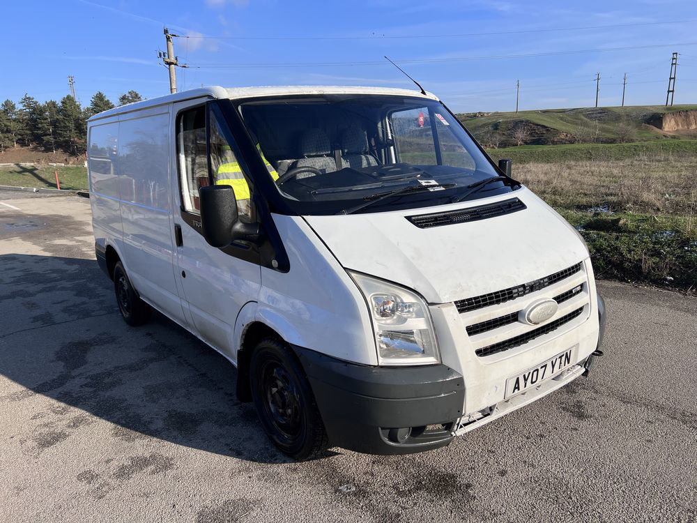 Ford Tranzit