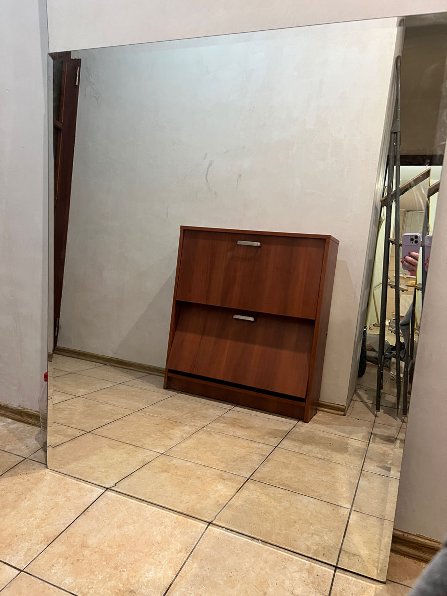 Зеркало большое настеннное