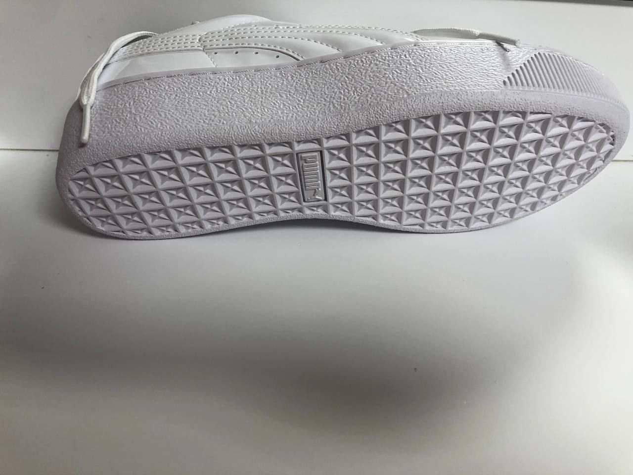 Adidași Puma Albi