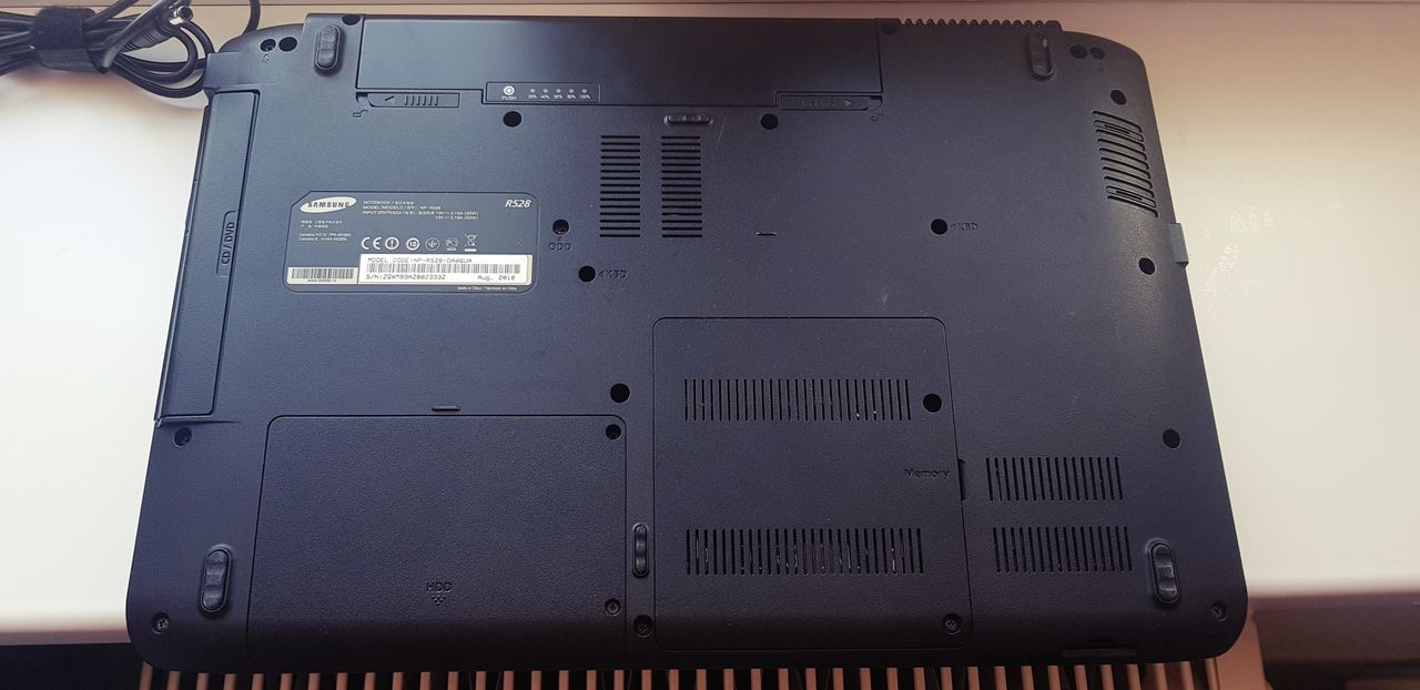 Notebook Samsung R528