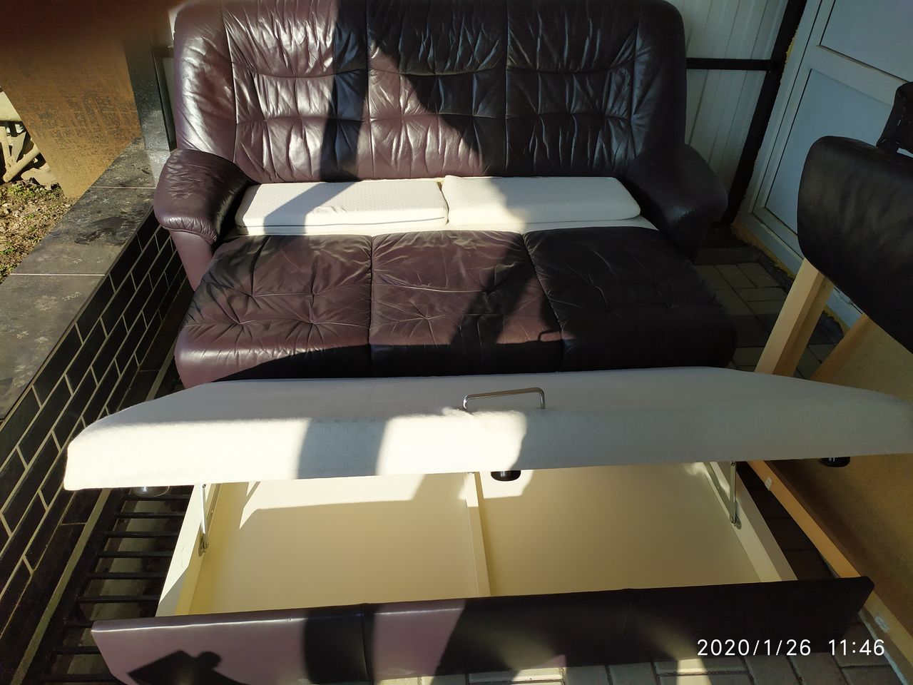 Canapea extensibilă din piele naturala cu spațiu de depozitare ...