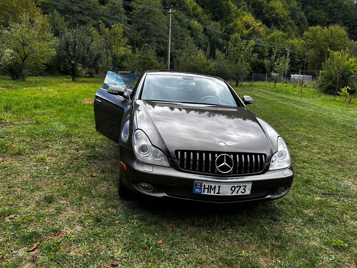 Mercedes CLS-Class an. 2006 cu rulaj 218000 km, Benzină, 13500