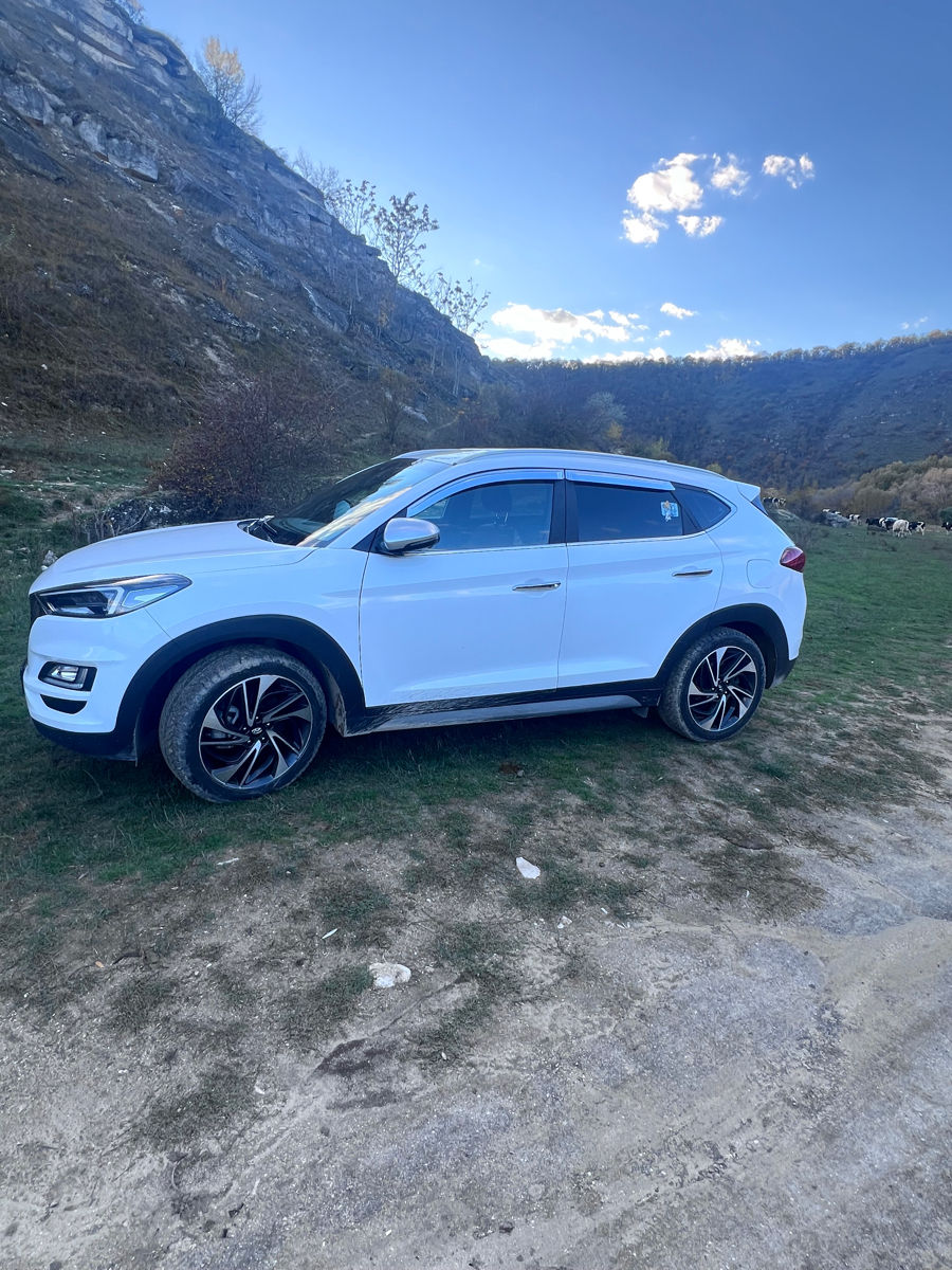 Hyundai Tucson 2020 г. с пробегом 135000 км, Дизель, 24999