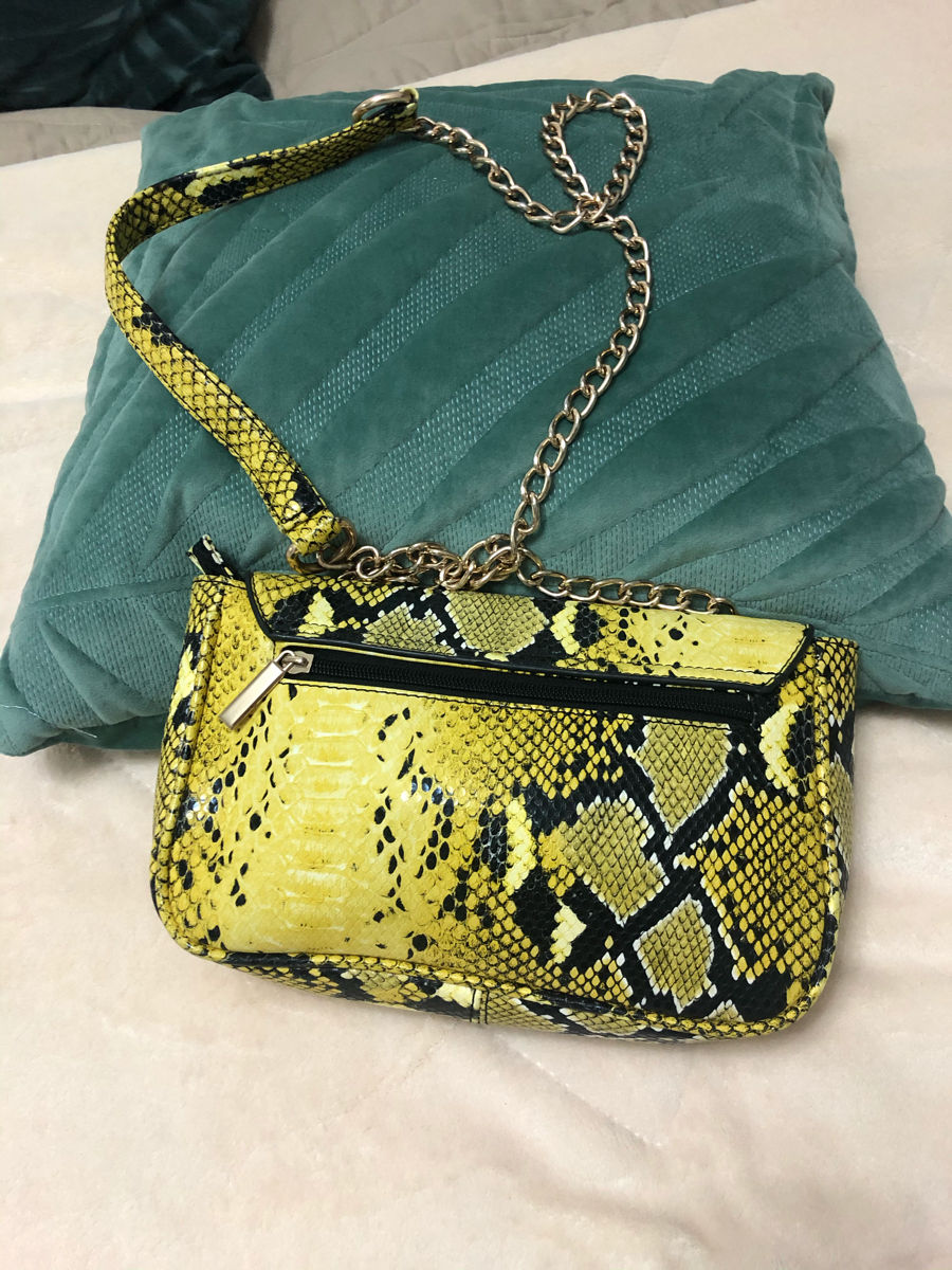 Geanta cu imprimeu 199 lei