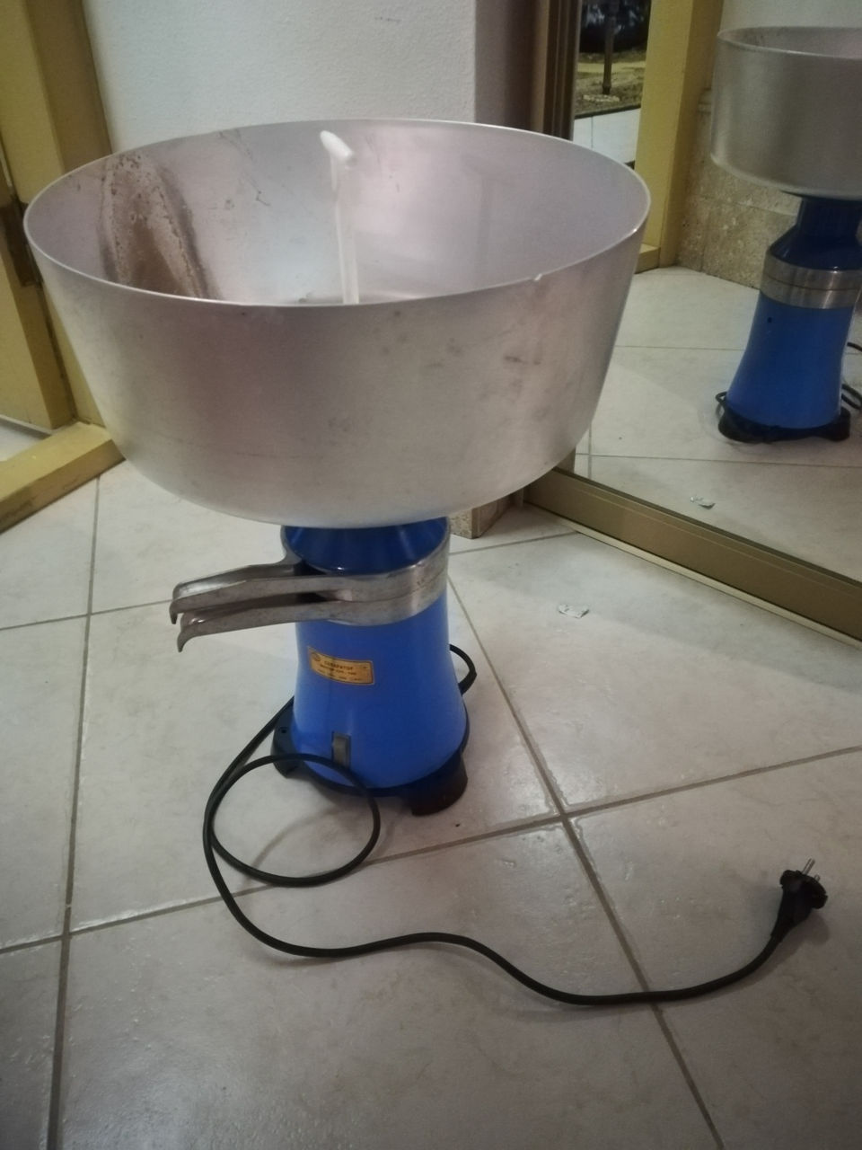 Centrifuga pentru lapte ( separator) Motor-sich 100, Ucraina