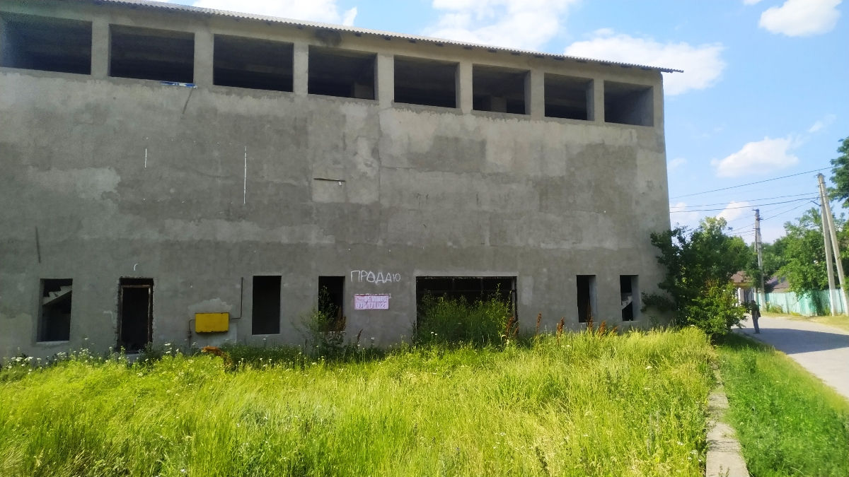 Se vinde imobil industrial/comercial în r-nul Hâncești, satul Fundul Galbenei