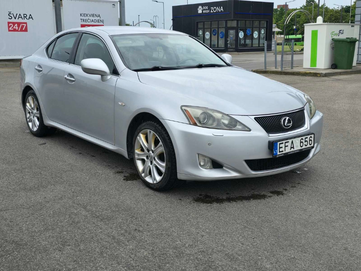 Lexus IS Series an. 2007 cu rulaj 260000 km, Diesel, 3350