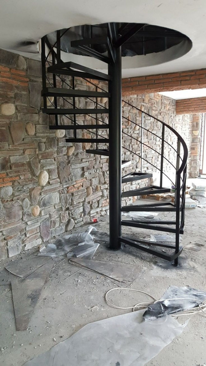 Scari, toate tipurile de scari metalice