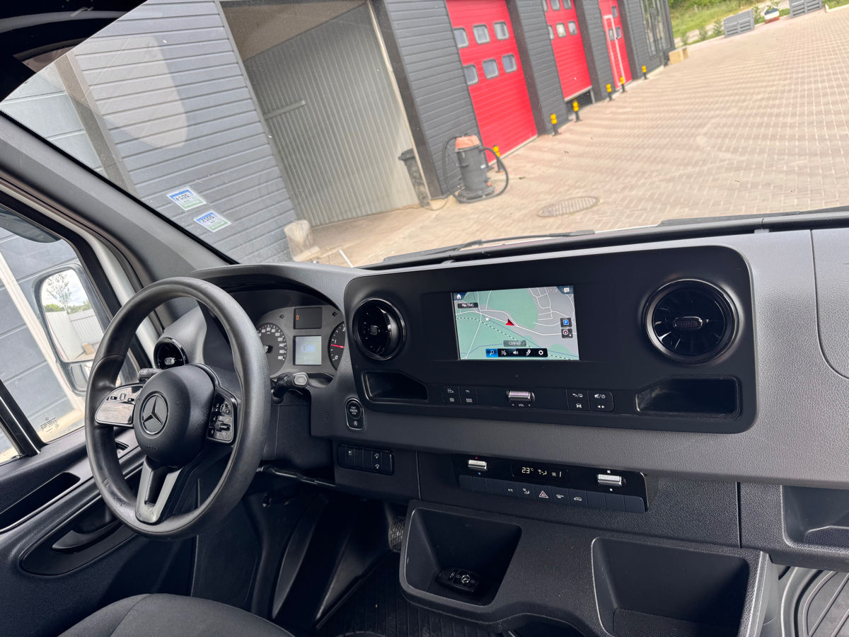 Mercedes Sprinter Automat an. 2020 cu rulaj, Diesel, 21999