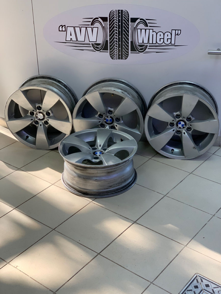 Vând jante R17 original BMW