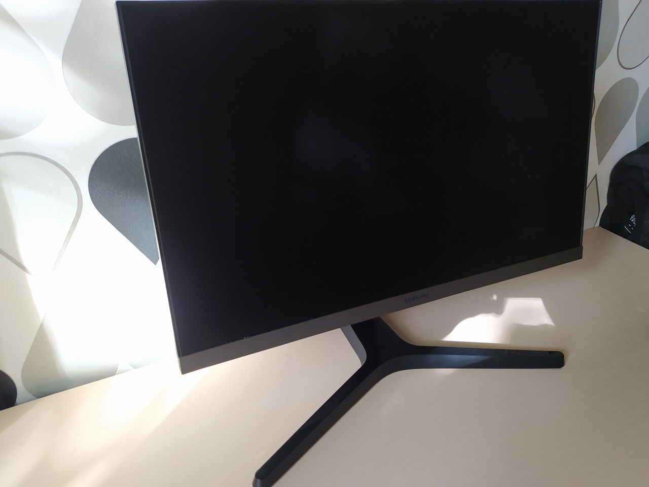 Монитор Samsung F22T350FHI 21.5" Full HD