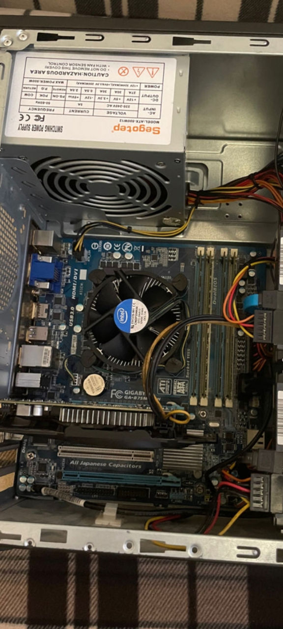 Cpu-i5-3470 3.60GHz, ram-8gb, GPU gtx 750ti-2gb,2xHDD-1TB,HDD-160GB.