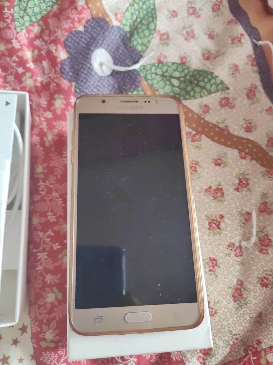 Vind Samsung J7 in stare buna, totul inclus , procurat de la Orange ...