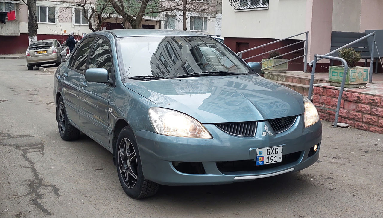 Mitsubishi Lancer an. 2007 cu rulaj 100 km, Benzină, 2000
