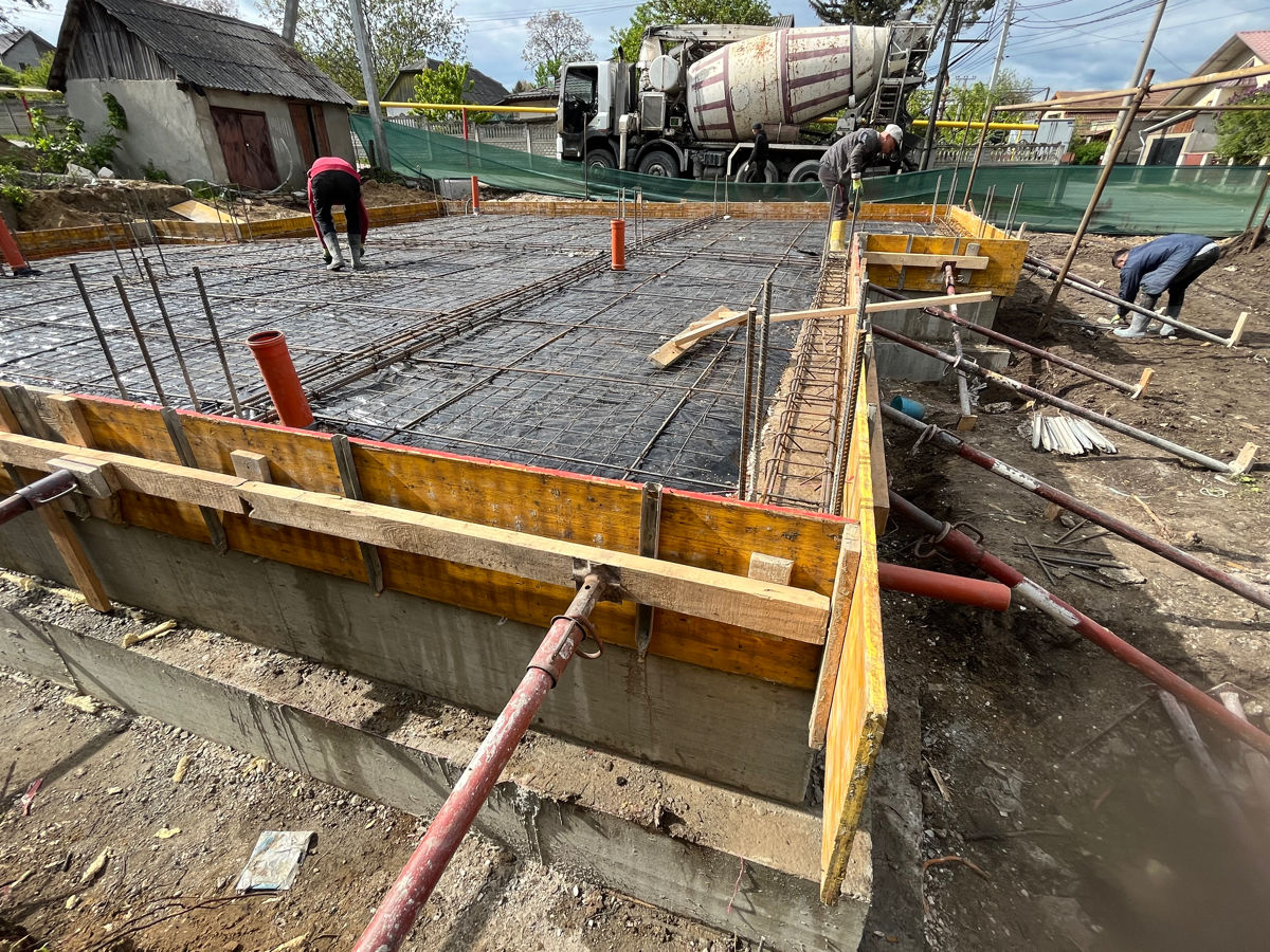 Lucrari în constructii