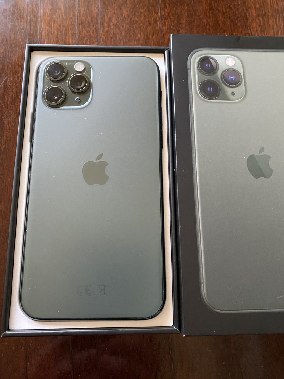 iPhone 11 Pro , Midnight Green, 64GB. Original. Pretul nu se discuta!!!