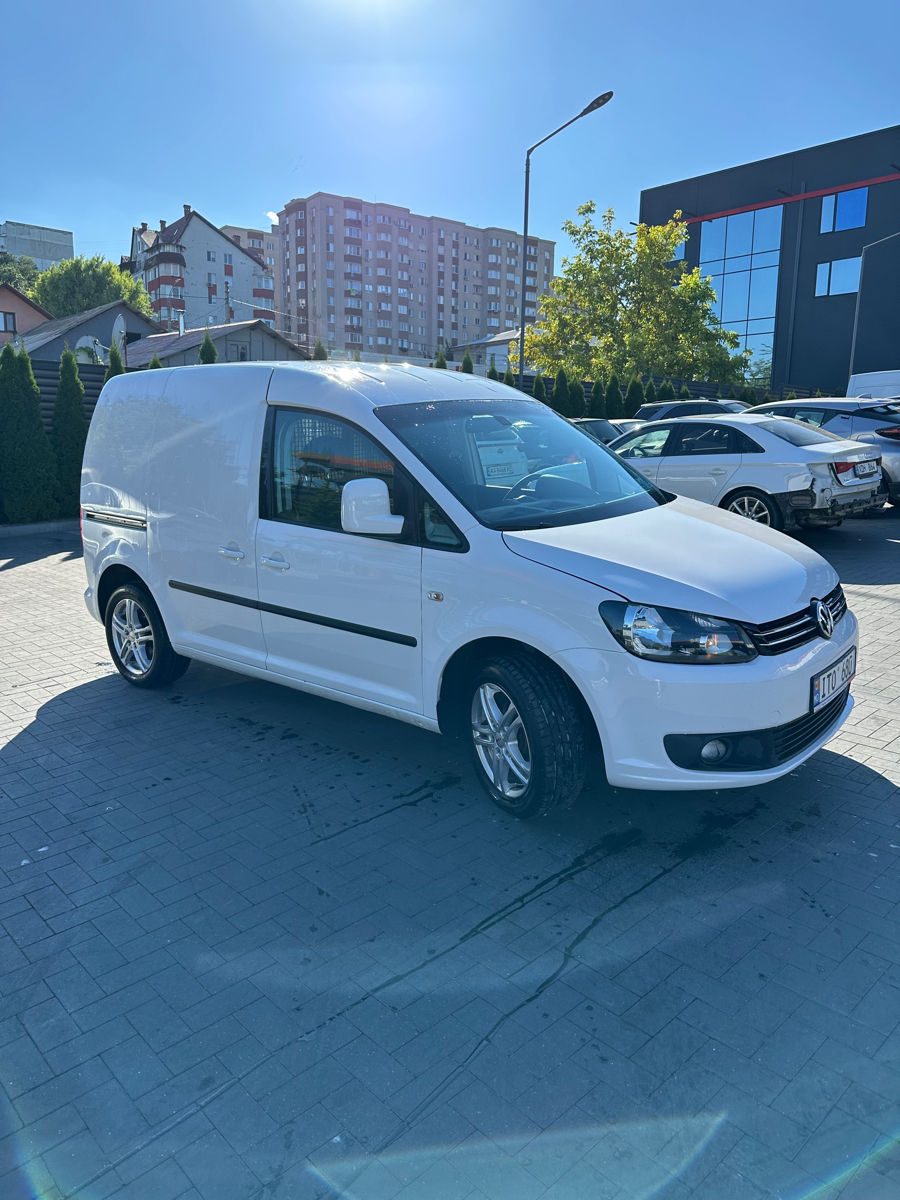 Volkswagen Caddy an. 2015 cu rulaj 190000 km, Diesel, 6700