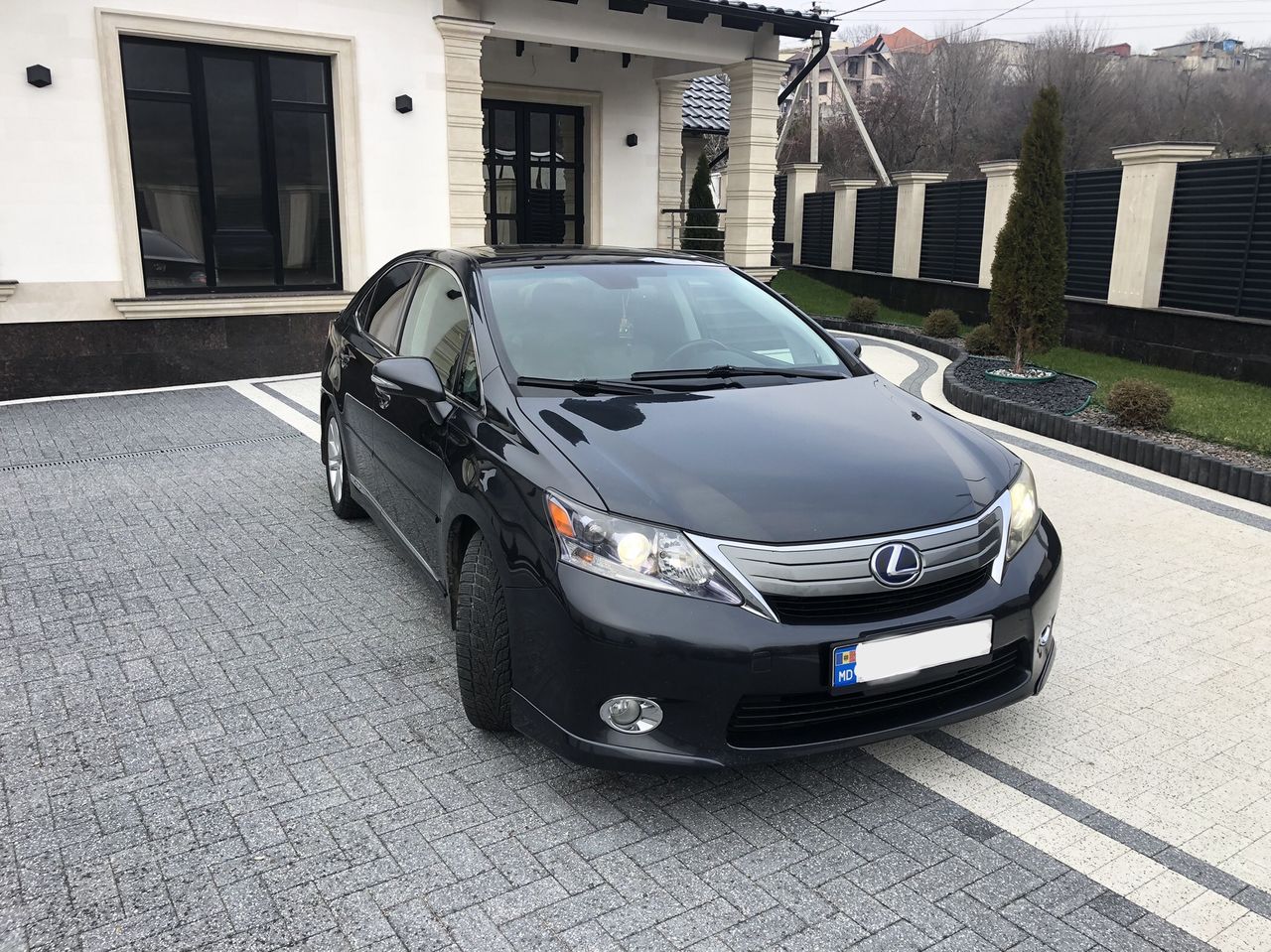 Lexus HS Series
