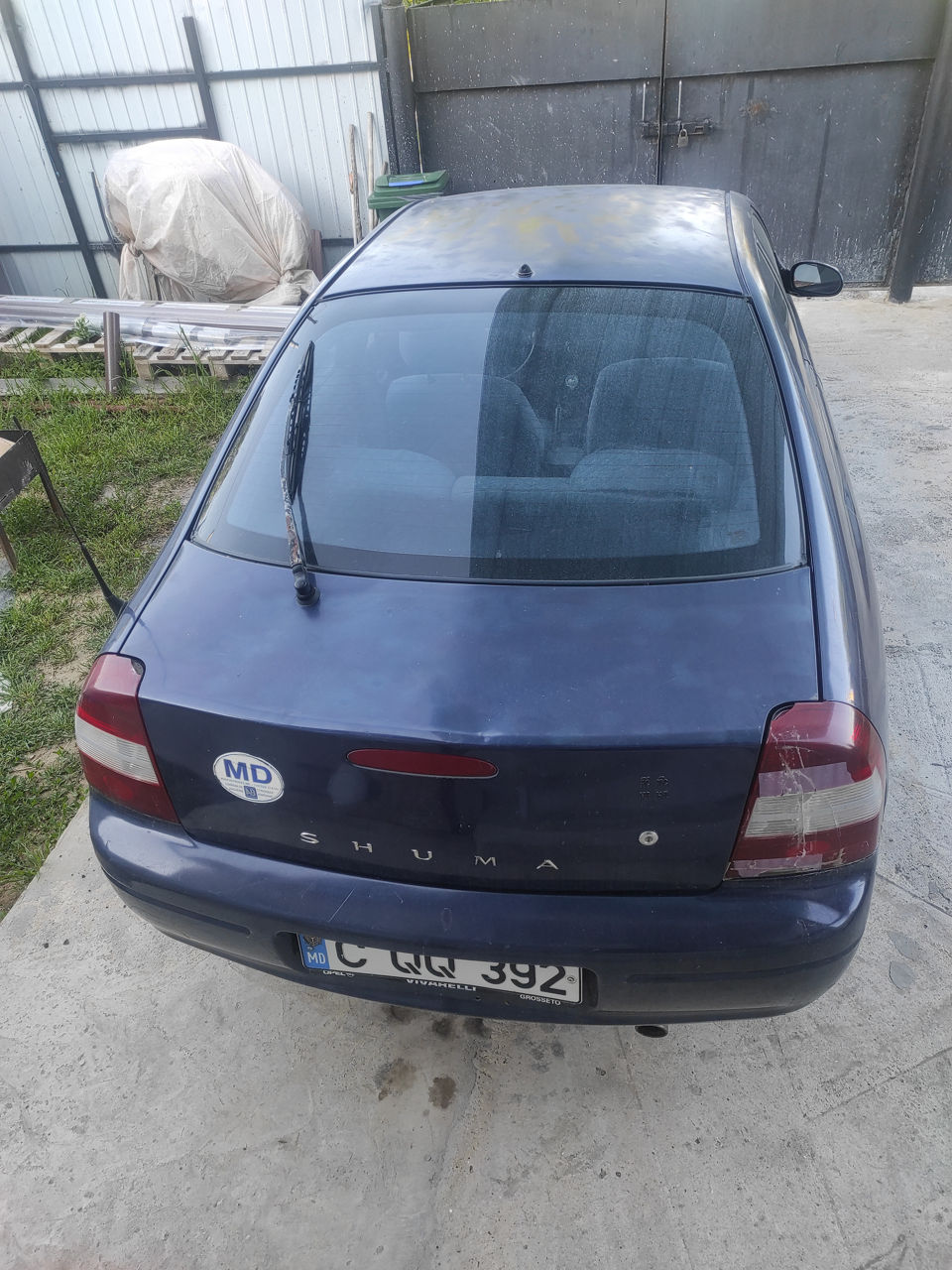 KIA Shuma
