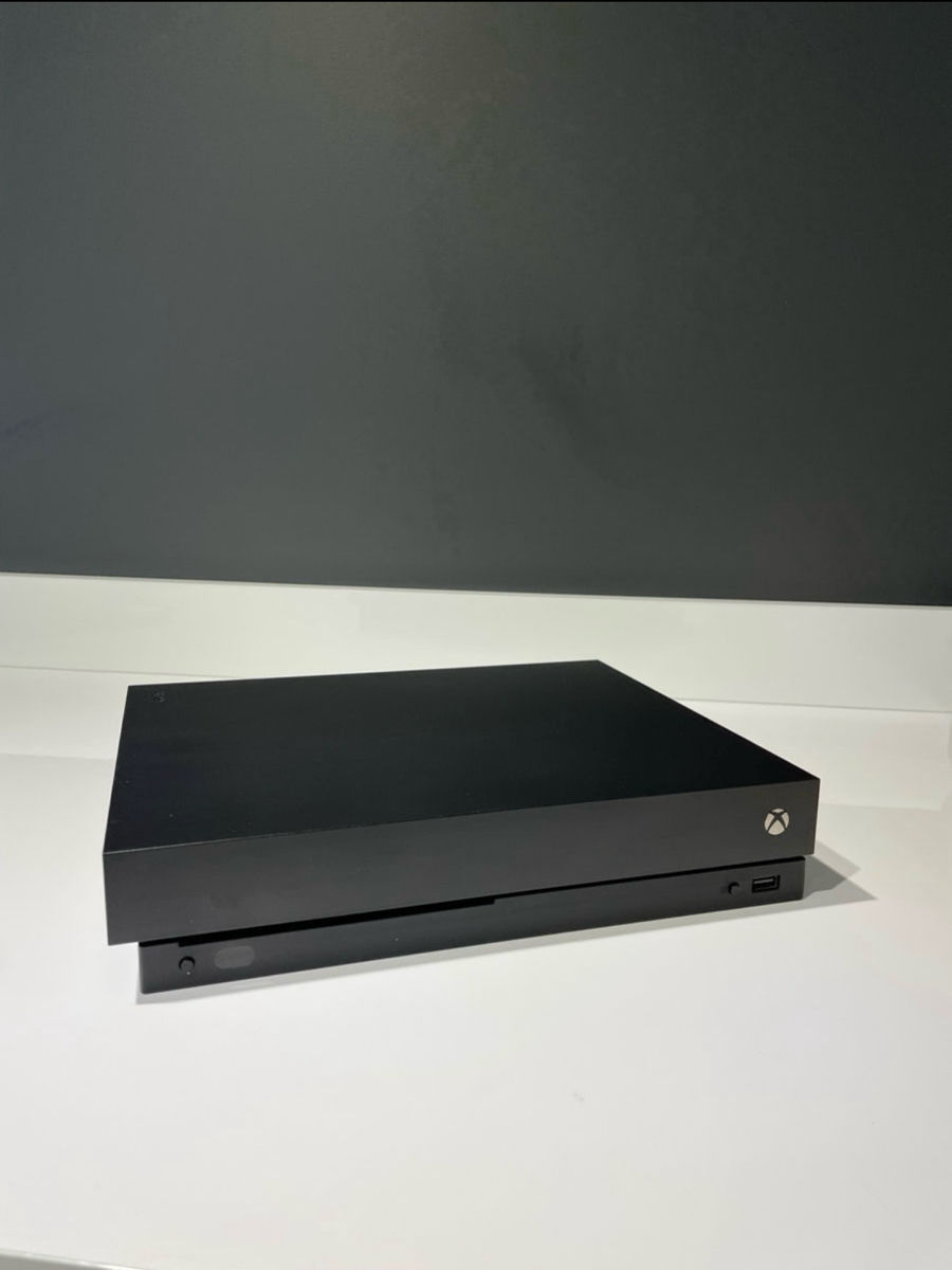Xbox One X