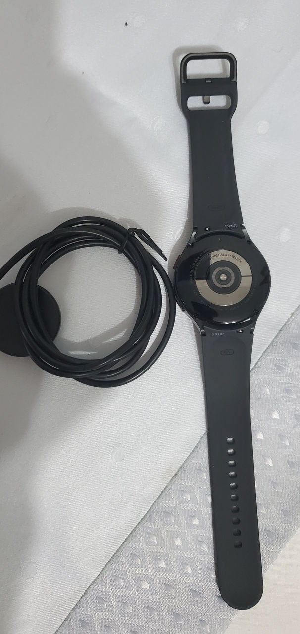 Samsung Galaxy smartwatch 4