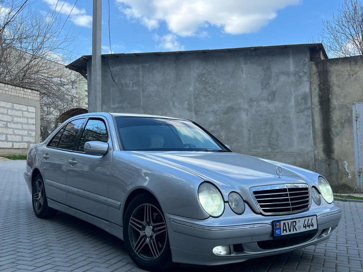 Mercedes E-Class 2002 г. с пробегом 333333 км, Дизель, 6000