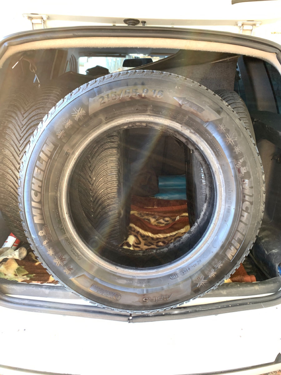 Vând anvelope MICHELIN