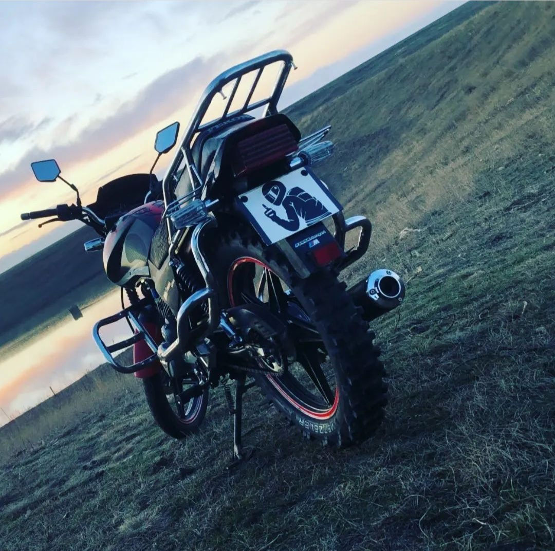 Fekon Vind moto
