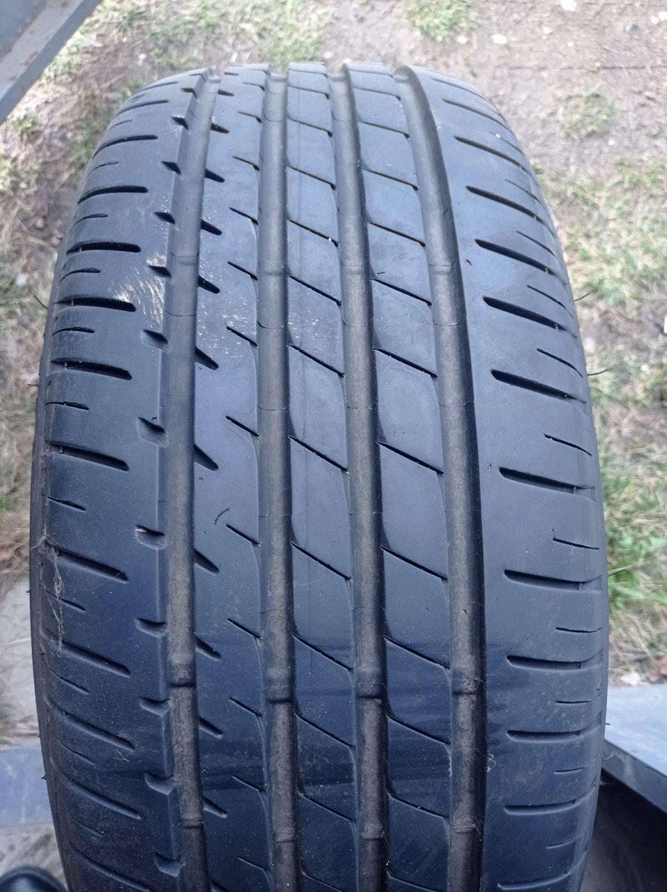 215/50 R17