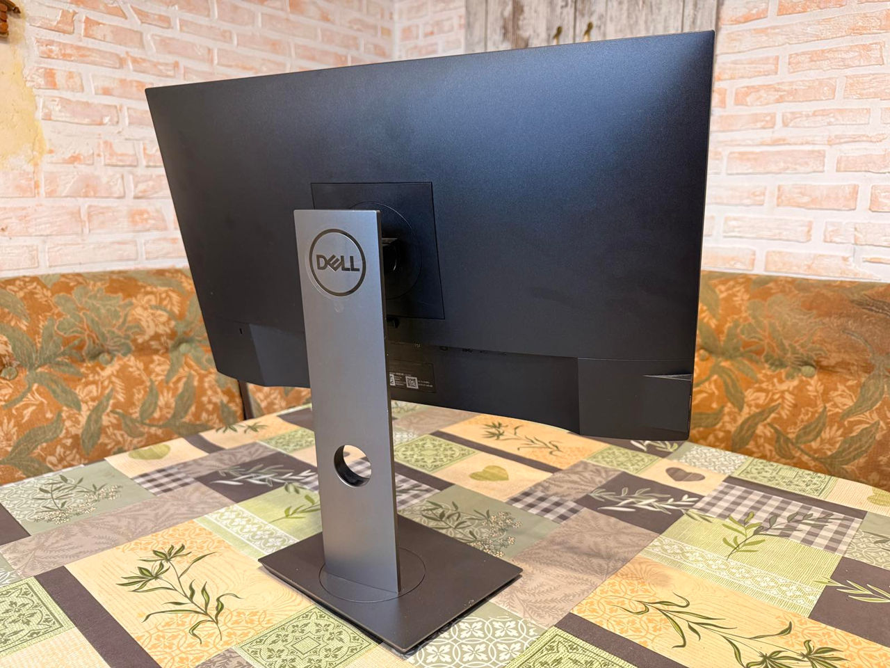Dell P2419H