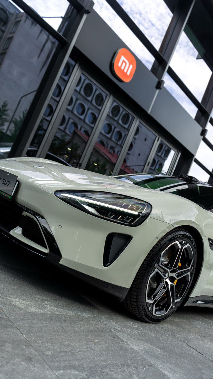 Xiaomi SU7 an. 2024 cu rulaj 5000 km, Electricitate, 60000