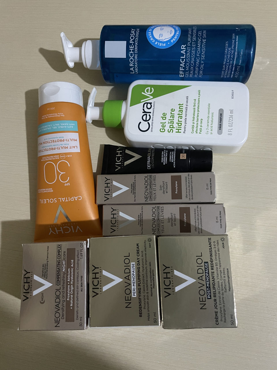 Vind produse cosmetice Vichy,La Roche-Posay și Cerave