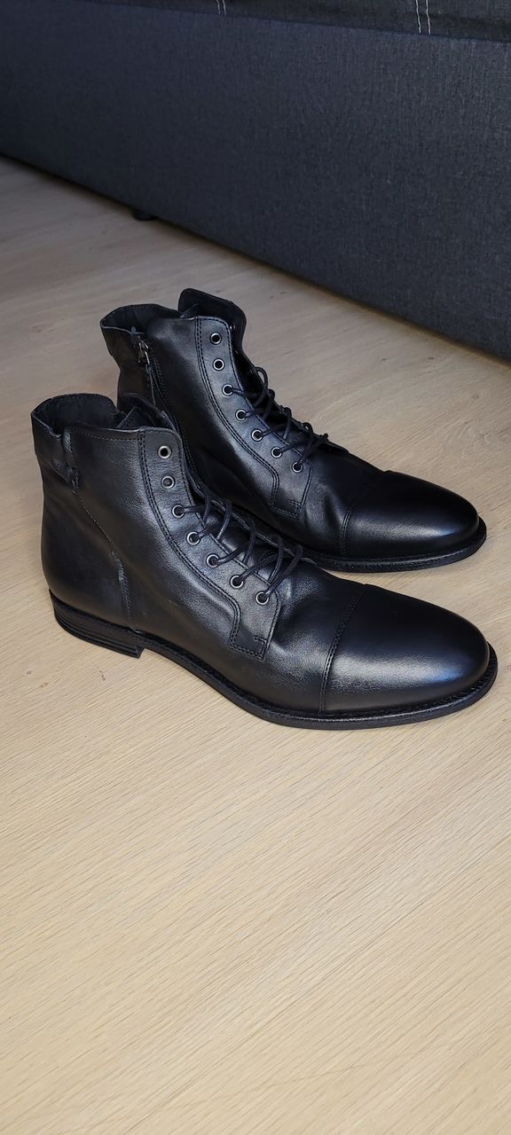 Vind papuci/ botine/ cizme pentru barbati Aldo Si Geox