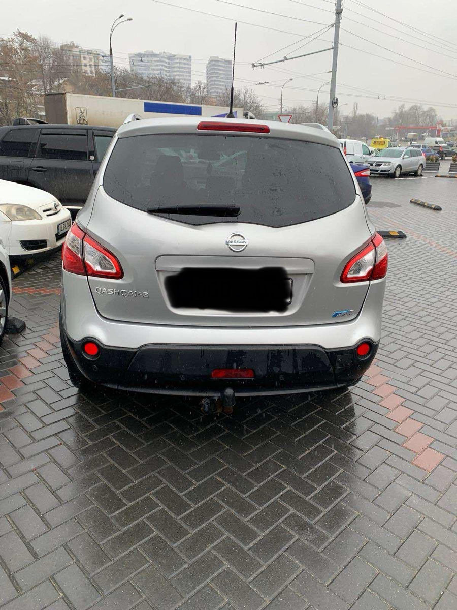 Nissan Qashqai+2