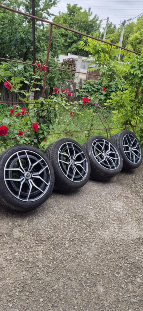 Jante cu anvelope Mercedes 213