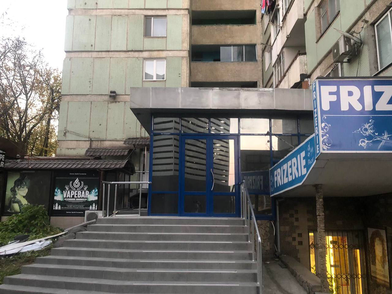 În chirie spatiu comercial
