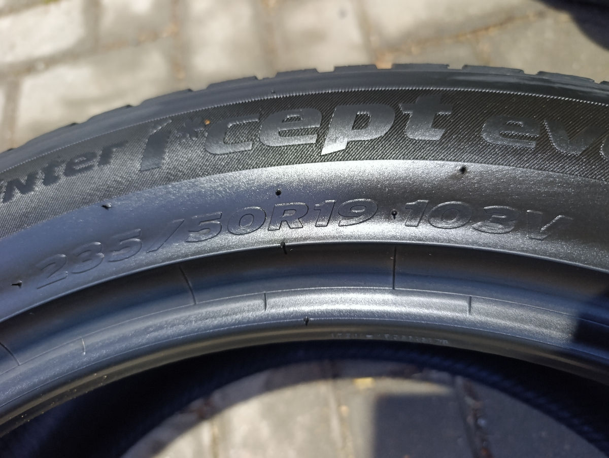 235 50 19, 2023 Hankook Korea iarnă 90%