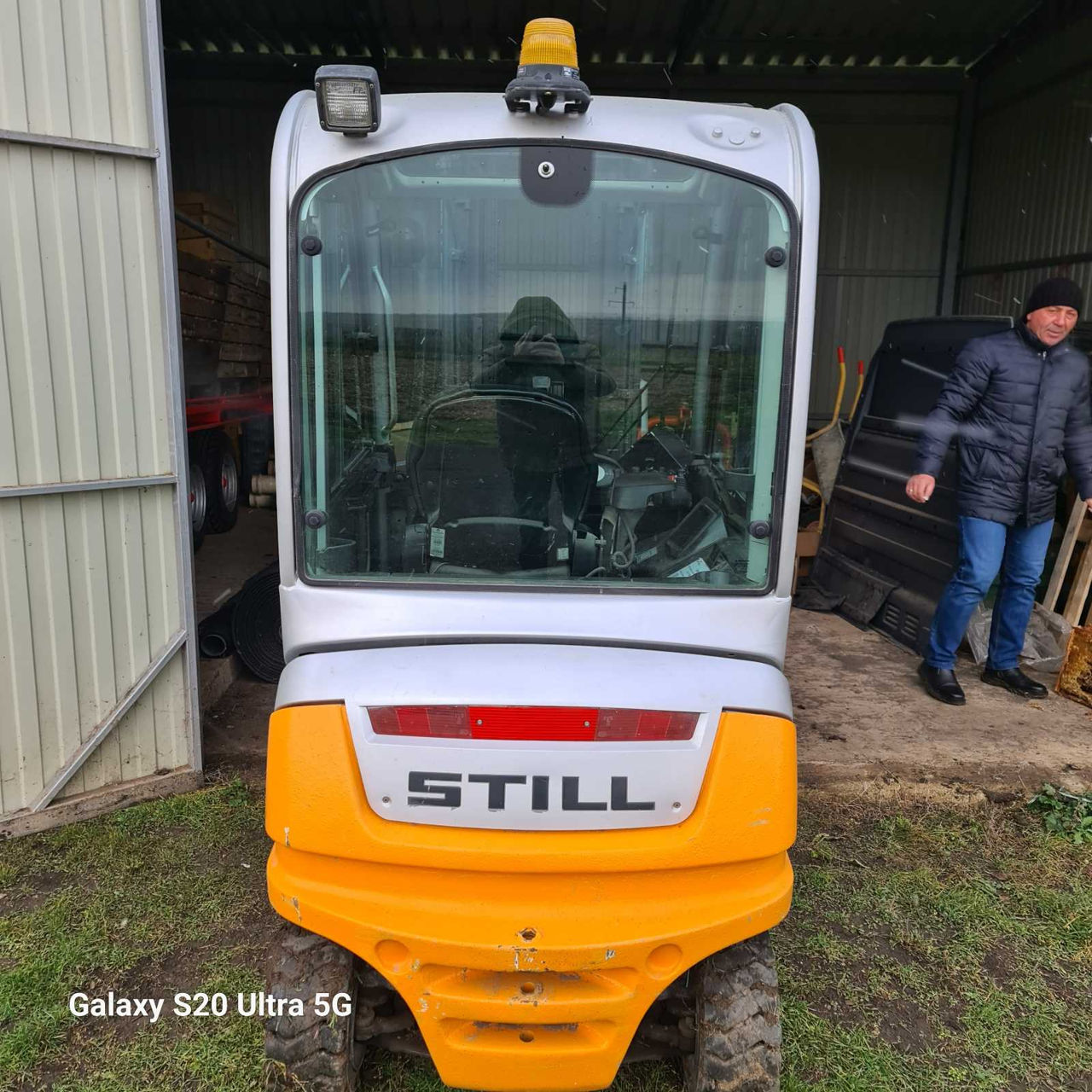 Stivuitor electric still