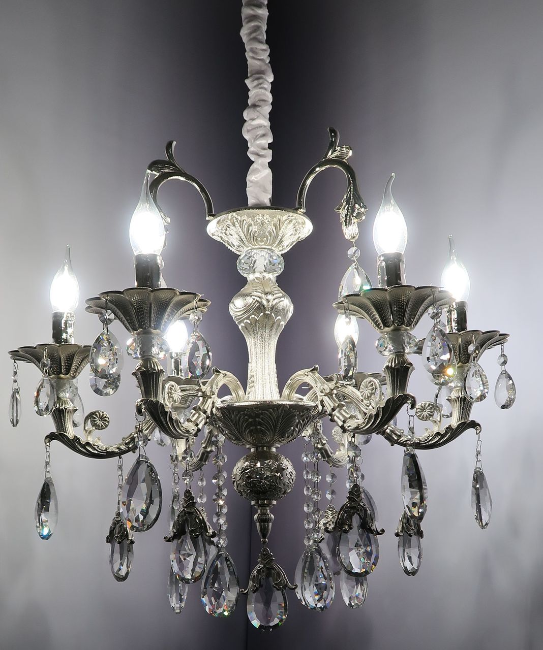 Lustre în stil clasic și neoclasic Люстры в классическом стиле в стиле ...