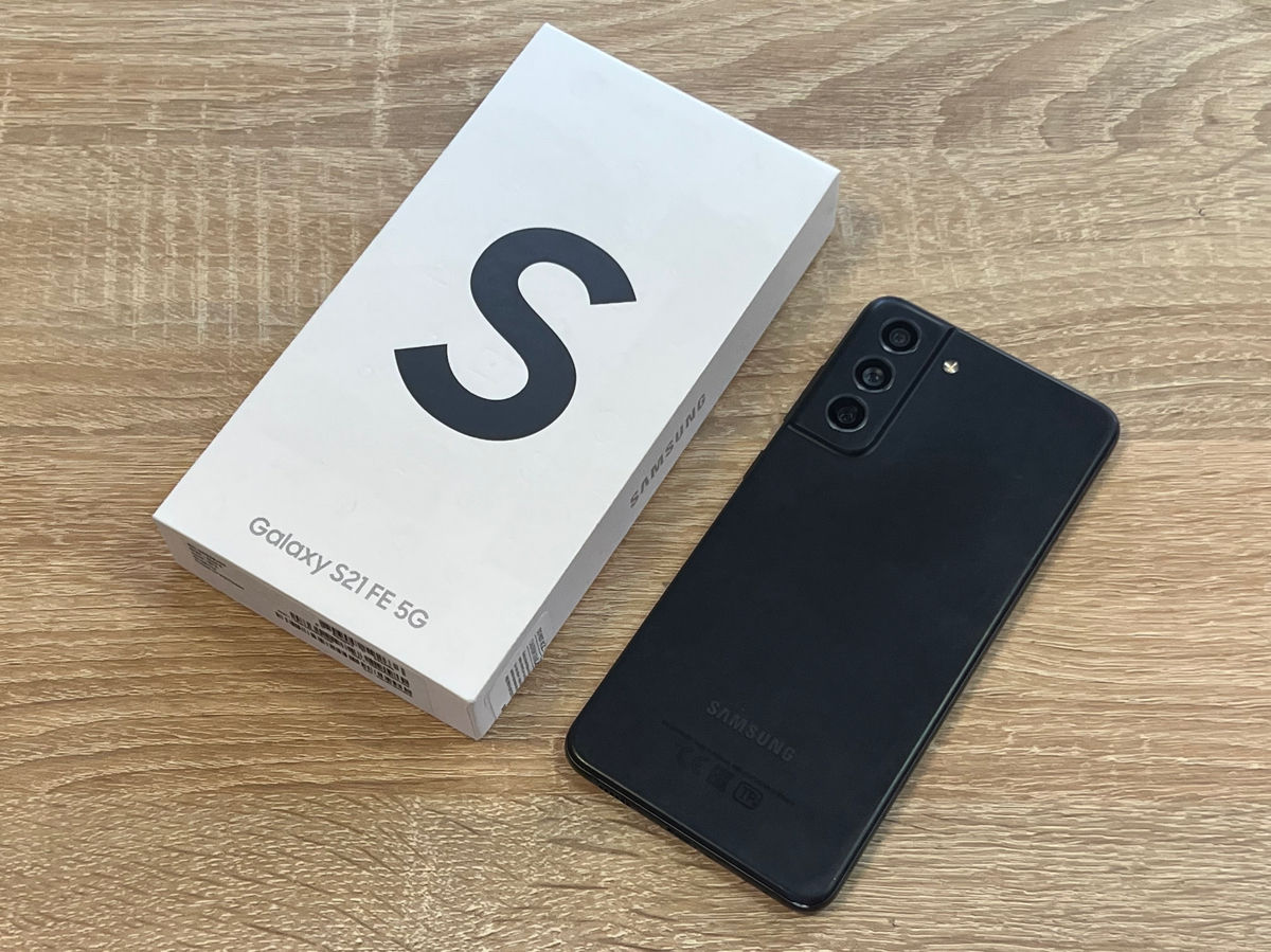 Samsung Galaxy S21 FE 5G 256/8 GB Graphite