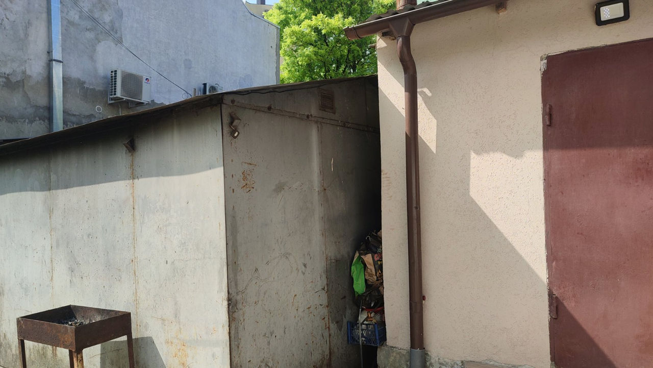 Vind garaj in sectoru buiucani