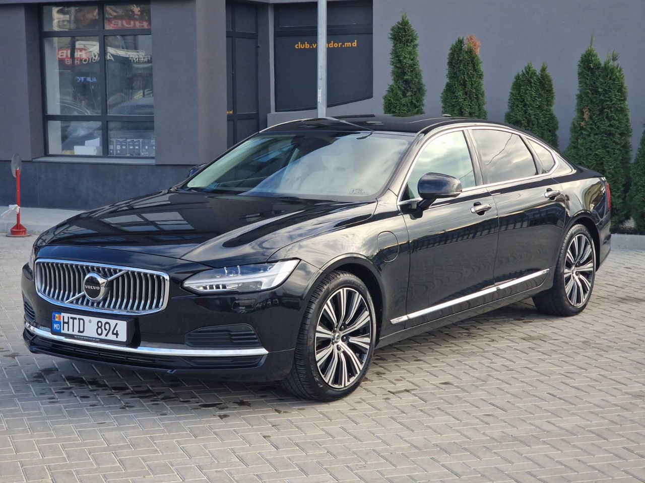 Volvo S90 2018 г. с пробегом 85000 км, Плагин-гибрид, 25600