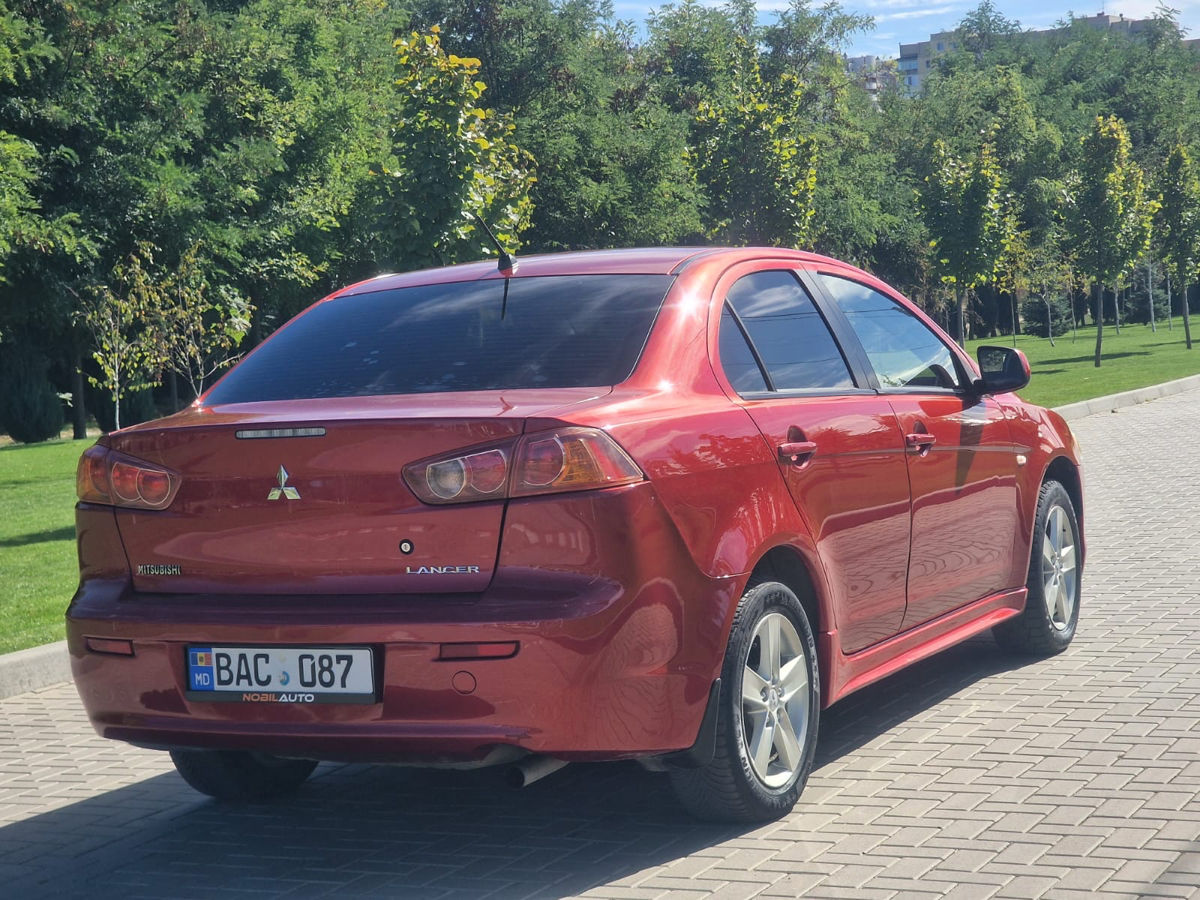 Mitsubishi Lancer an. 2007 cu rulaj 252000 km, Benzină, 4499