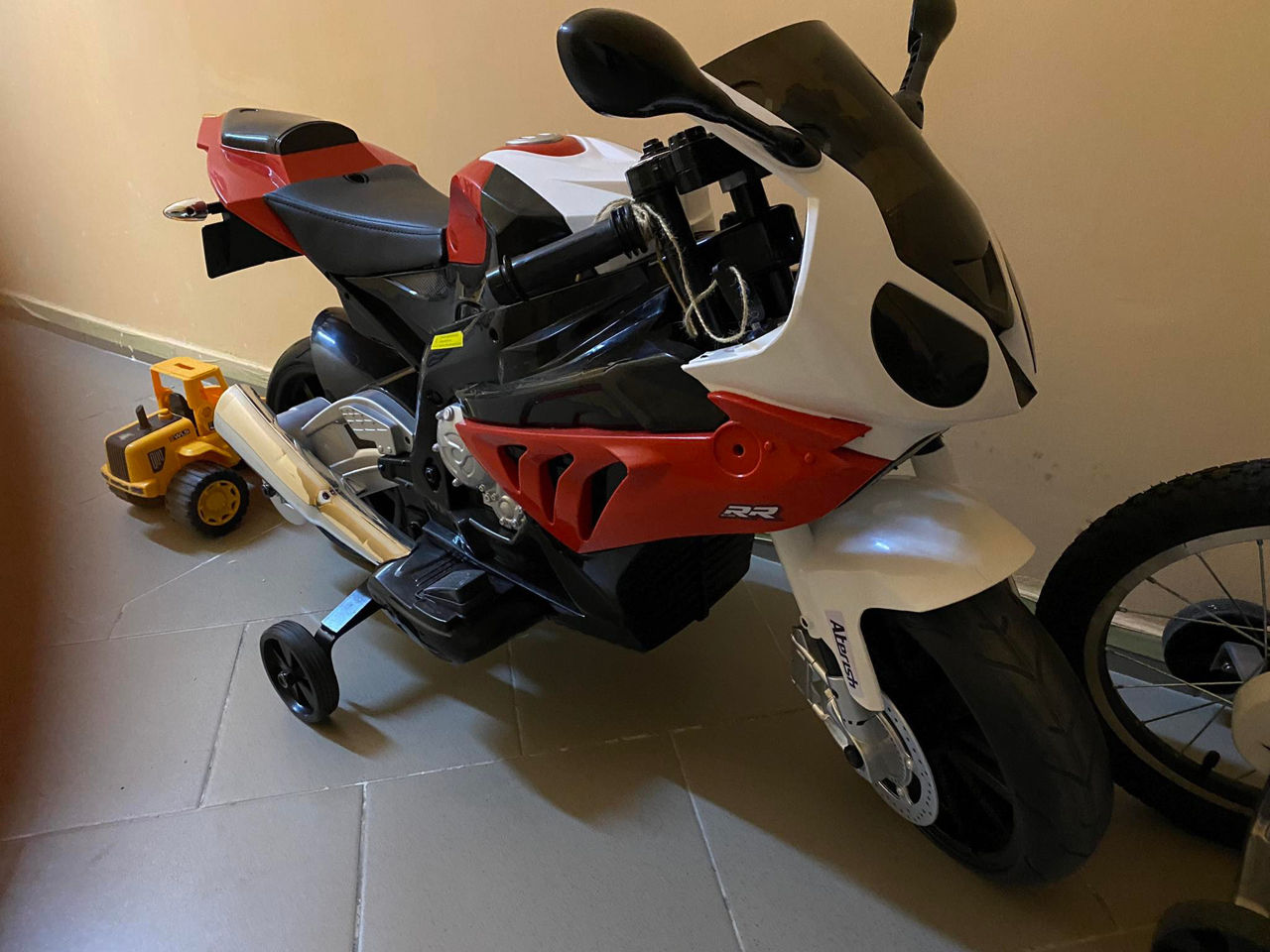 Motociclete electrice pentru copii BMW