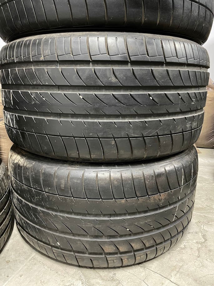 275 40 R20 - 315 35 R20