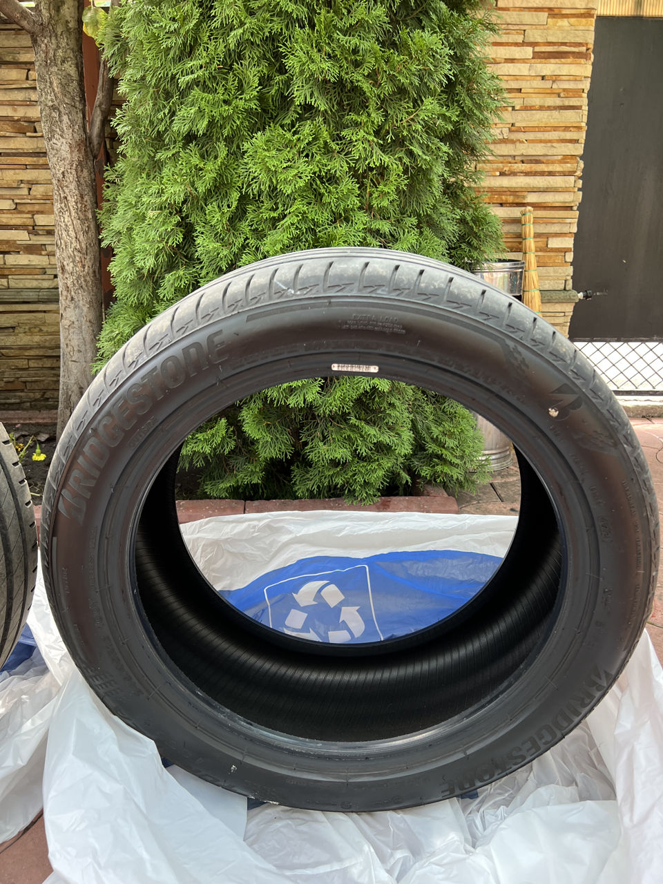 Bridgestone Turanza T005 245/45 R18